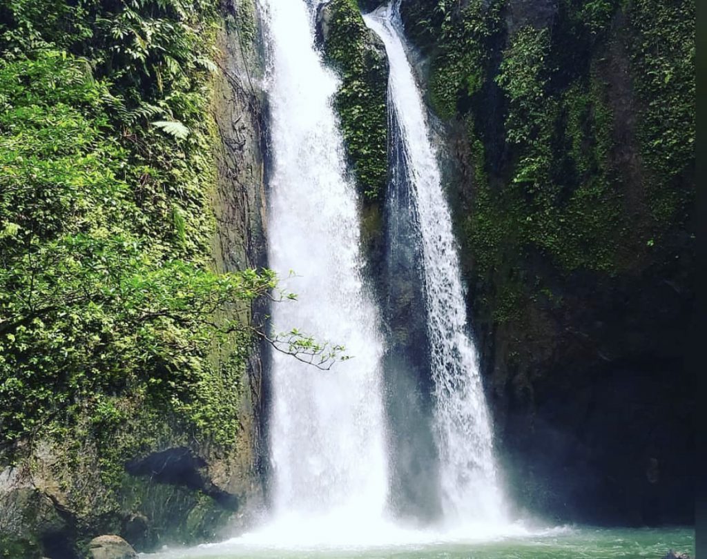6 Air Terjun Paling Indah di Pasaman Barat