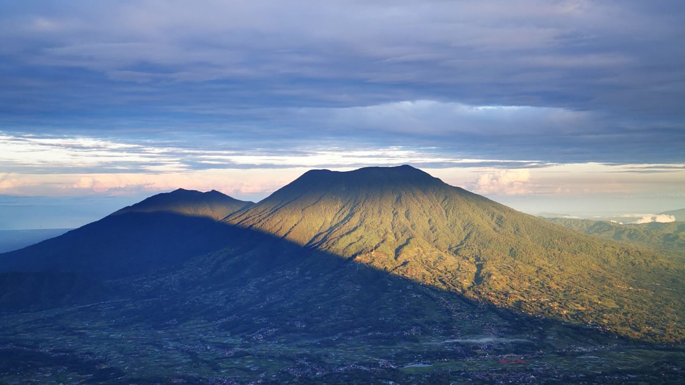 7 Highest Mountains in West Sumatra: A Climber’s Guide