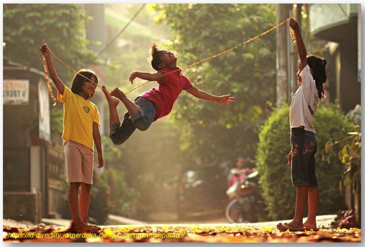 Mengenal Serunya Permainan Tradisional Anak Minangkabau